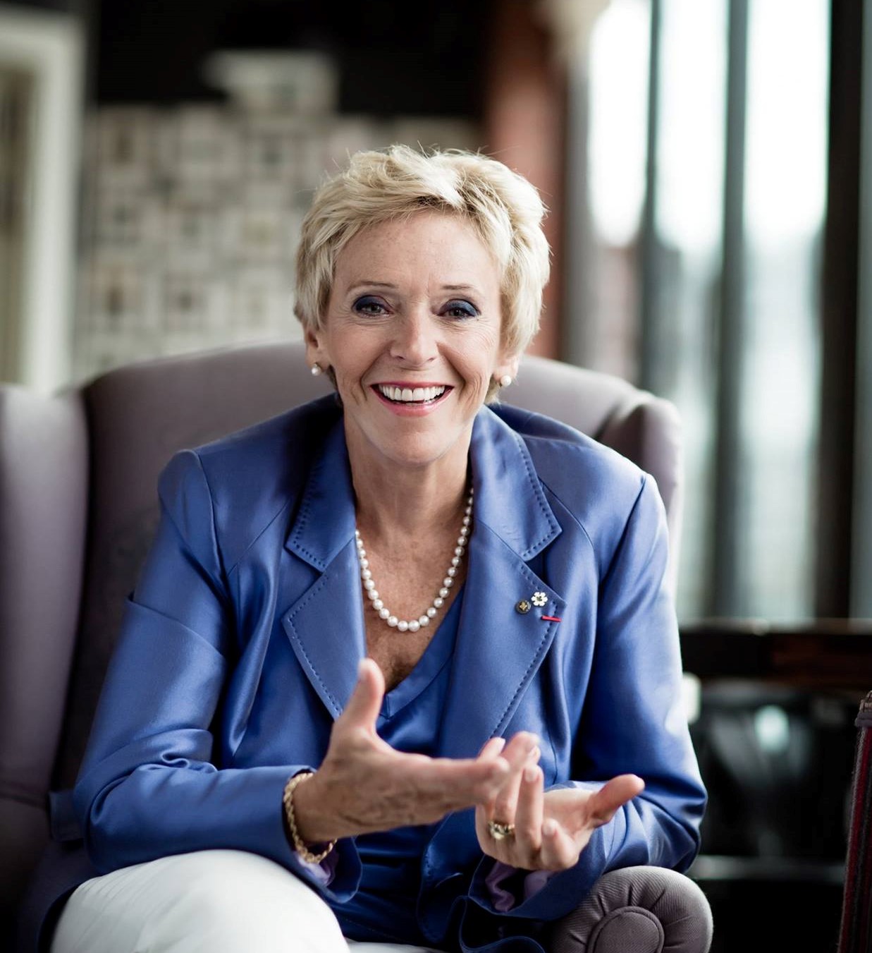 Françoise Bertrand, présidente du CA de VIA Rail - Canada - Institut de ...